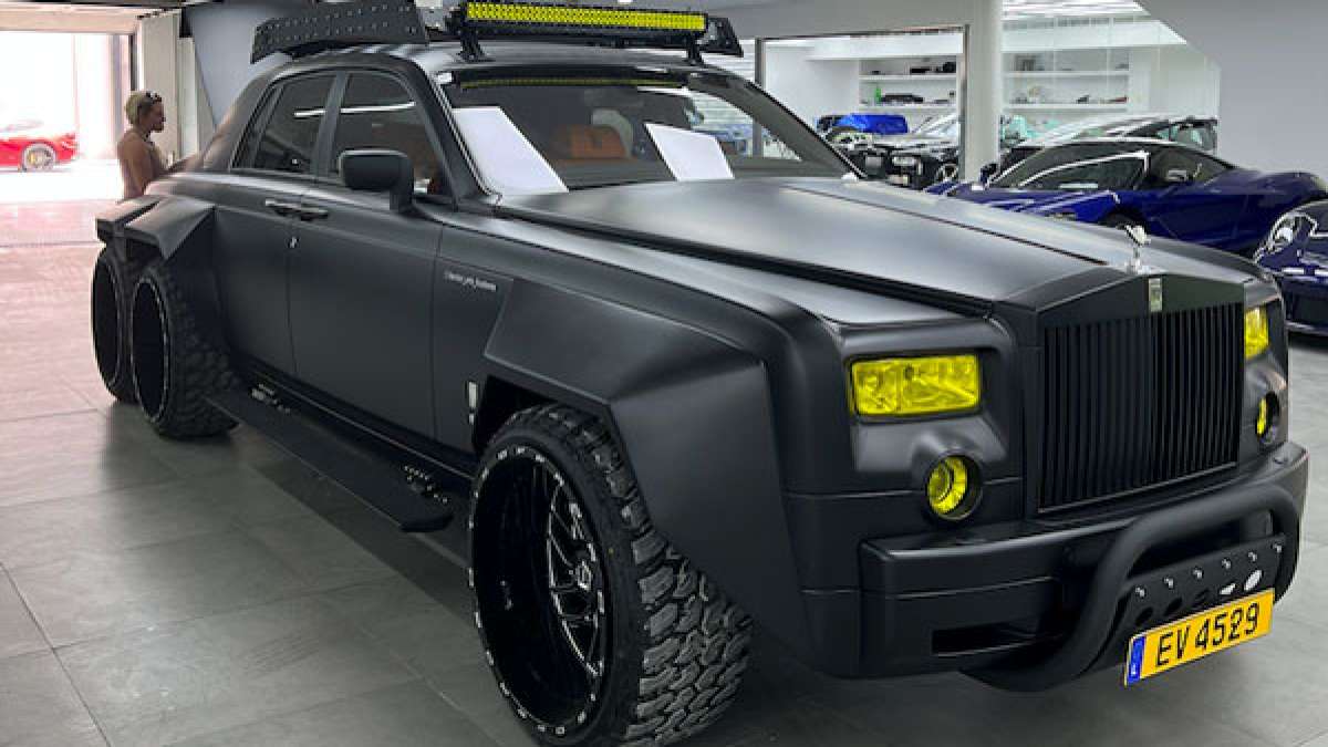 World's First Rolls-Royce Phantom 6x6 Is Absolutely Mad - Apocalypse ...