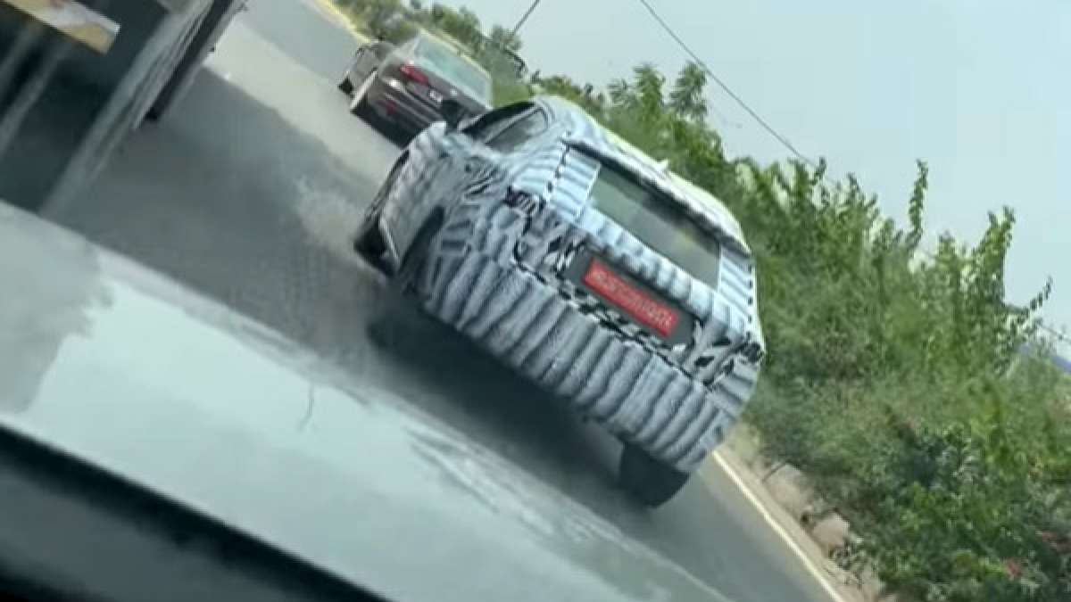 Maruti Suzuki Baleno Cross Spied Testing Again - Launch In Mid-2023 ...
