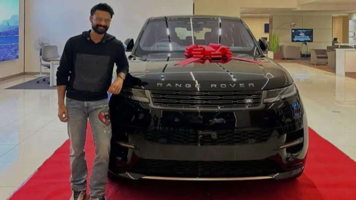 Actor Tovino Thomas Takes Delivery Of India's First New-Gen Range Rover ...