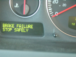 Brake Failure | Safety Tips | - DriveSpark