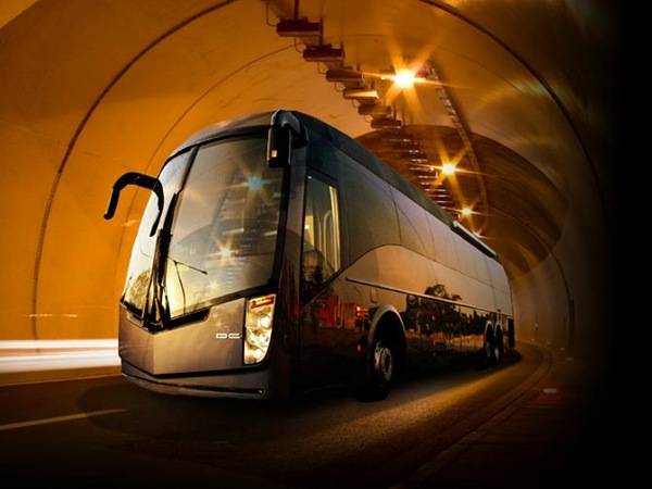 Shahrukh Khan's Custom Designed Bus | From DC | Personal Gym | Make UP ...