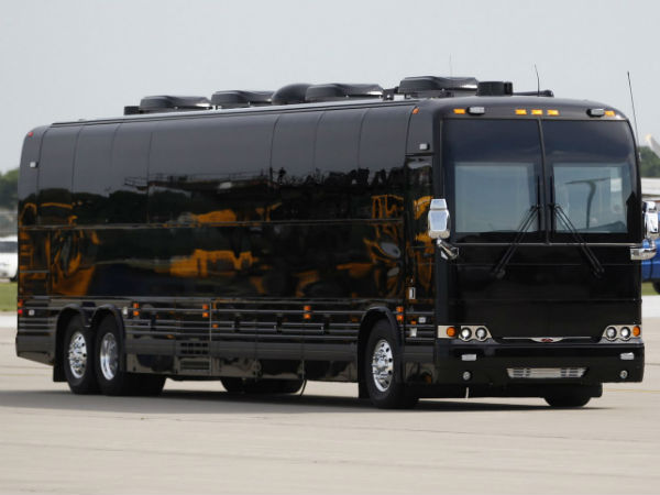 US President | Barack Obama Bus | Worth $1.1 Million | Bullet Proof ...