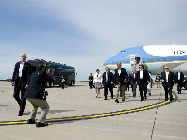 US President | Barack Obama Bus | Worth $1.1 Million | Bullet Proof ...