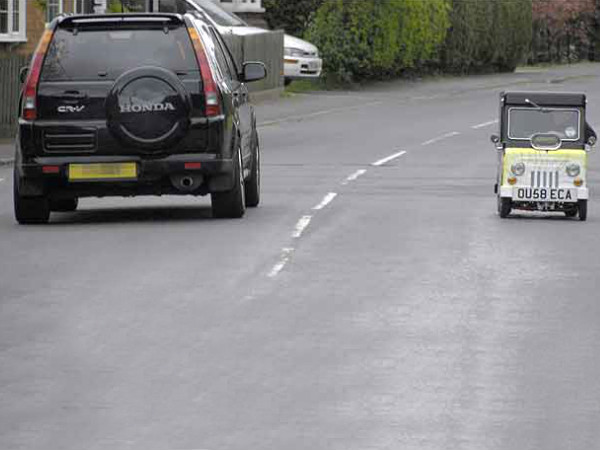 World's Smallest Car | Wind-Up - DriveSpark