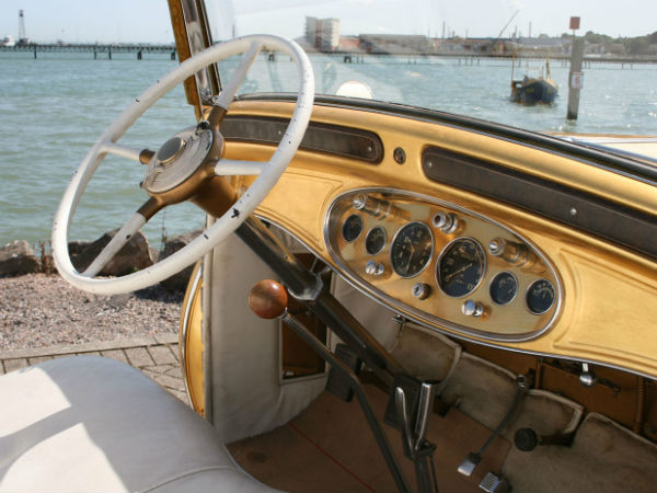 Liberace’s Gold Plated Cadillac To Be Auctioned - DriveSpark