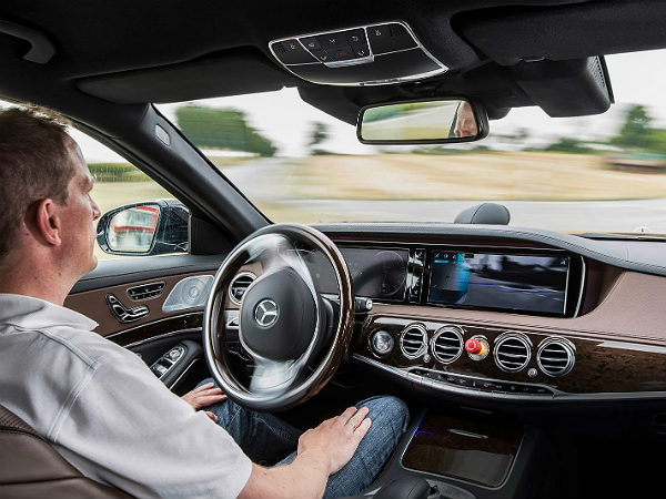 Mercedes-Benz S-Class Intelligent Drive Autonomous Car Demonstrated ...