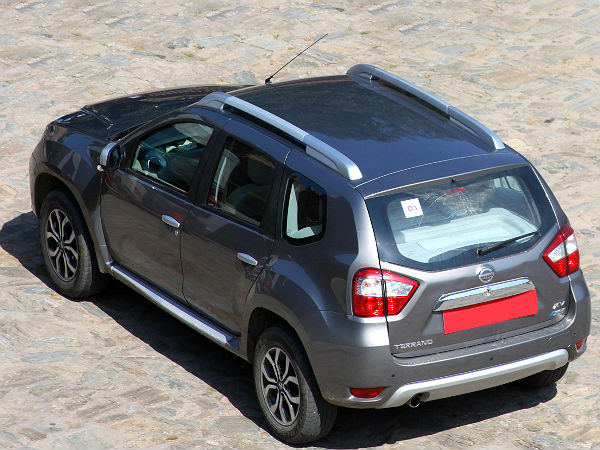 Nissan Terrano Review: Price, Specs, Features, Mileage, Variants ...