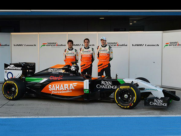 2014 Formula 1 Race Cars Revealed During Jerez Test Session ...