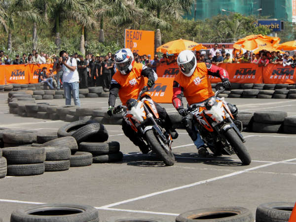 KTM Track Day Organised At BIC For 390 Duke - DriveSpark News