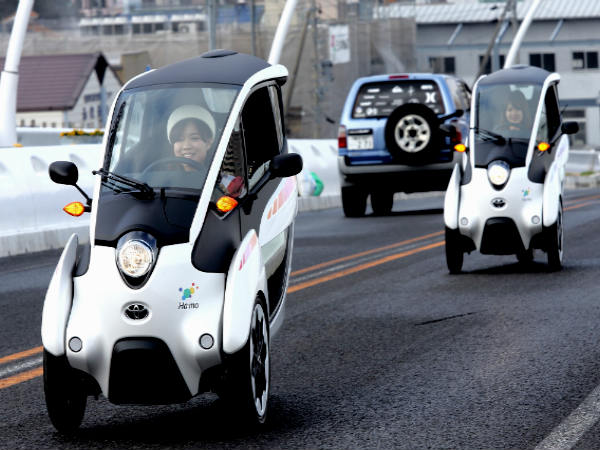 Toyota i-Road Testing On Road; Pictures & Details - DriveSpark News