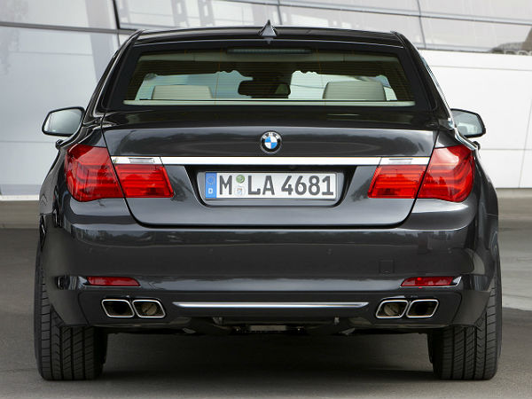 Narendra Modi Opts For BMW 7 Series Over Mahindra Scorpio - DriveSpark News