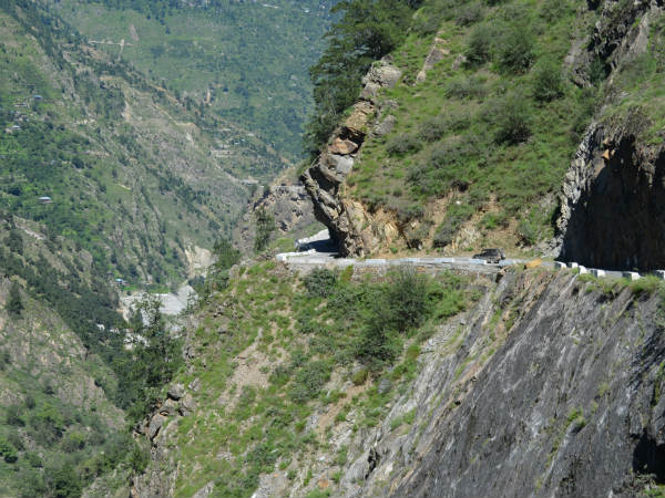 Road Trip To The Mighty Himalayas - DriveSpark