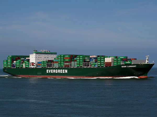 Top 10 Biggest Shipping Companies In The World - DriveSpark