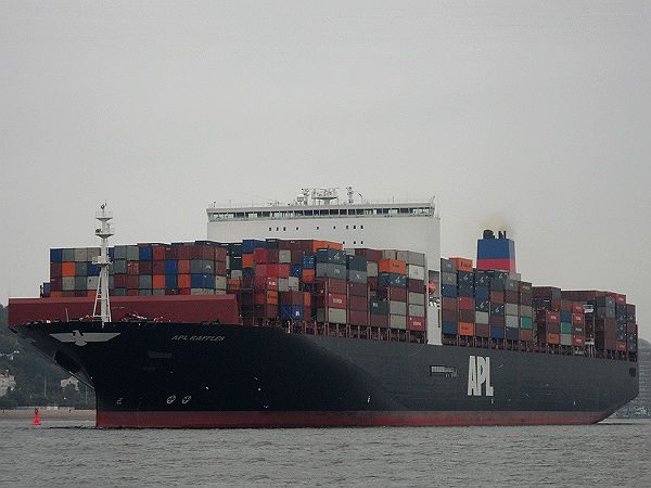 Top 10 Biggest Shipping Companies In The World - DriveSpark