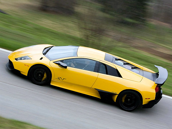 Top 10 Fastest Accelerating Cars In the World - DriveSpark News