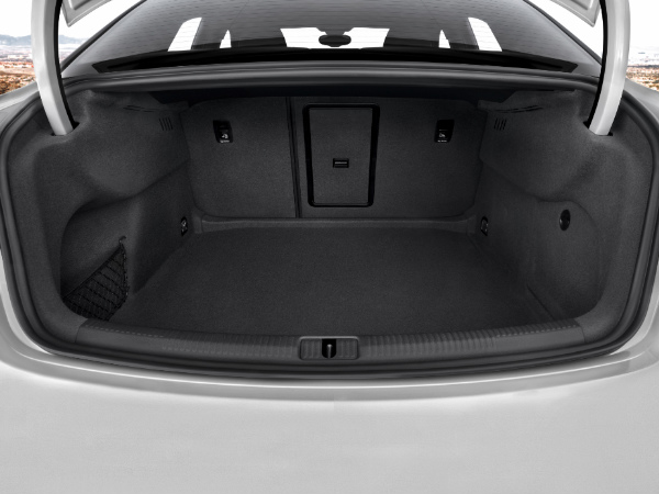 Audi A3 Sedan Diesel 35 TDI (2.0 TDI) Review - DriveSpark Reviews