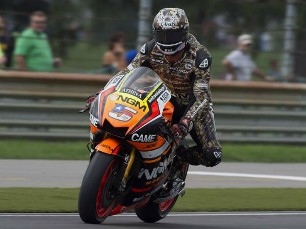 Yamaha Shows Its Appreciation For Colin Edwards - DriveSpark