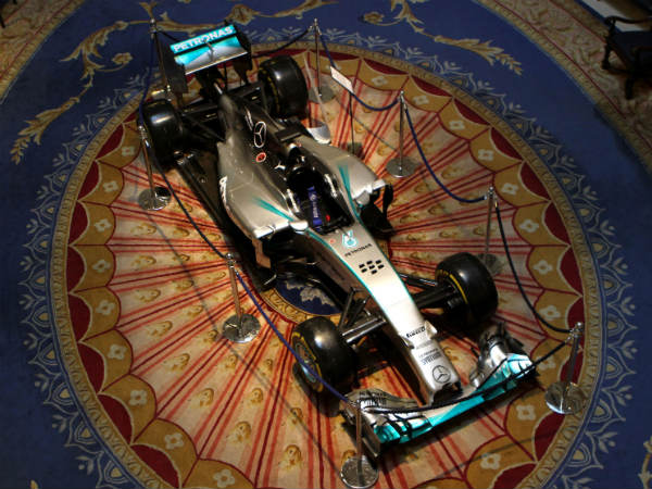 Mercedes AMG Hybrid Powertrain Wins Dewar Trophy - DriveSpark News