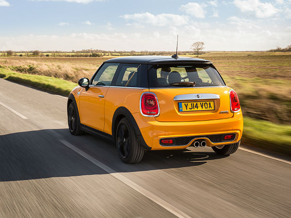 Mini Cooper S Launched; Price, Specs, Features & More - DriveSpark News