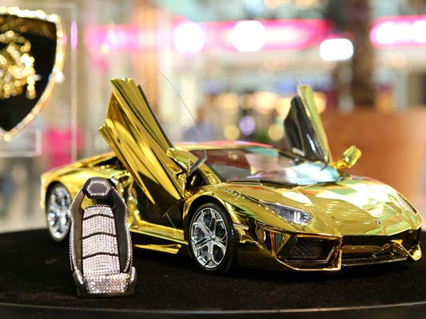World's Most Expensive Lamborghini Scale Model - DriveSpark