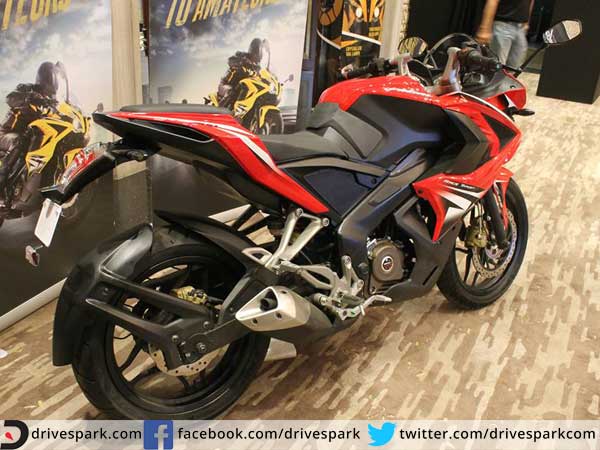 Bajaj Pulsar RS200 Could Be Offered In Two New Colours Soon ...
