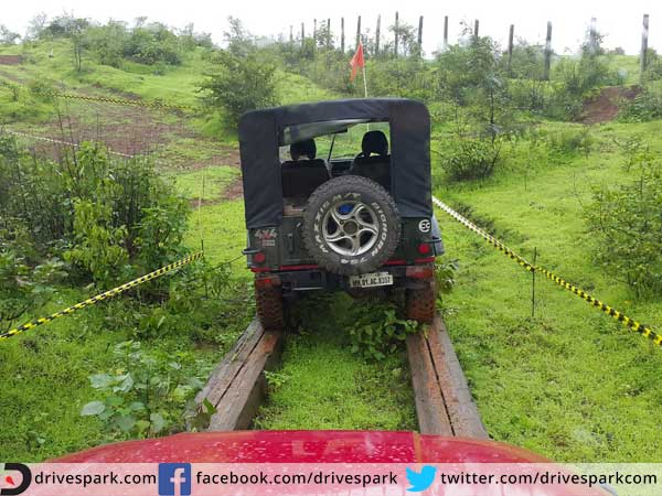 All New Mahindra Thar CRDe Launched: Price, Specs, Features & More ...