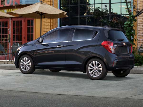 Chevrolet To Develop Compact Sedan Based On Beat By 2017 - DriveSpark News