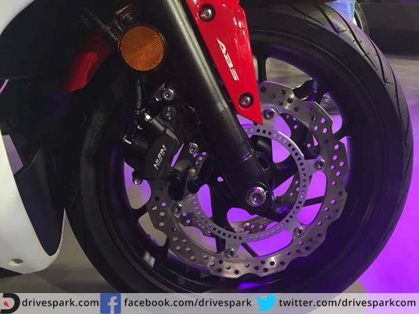 Honda CBR650F Launched: Price, Specs, Features & More - DriveSpark News