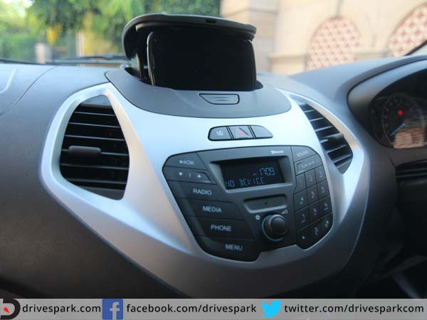 2015 Ford Figo Review—The Pursuit For Success - DriveSpark Reviews