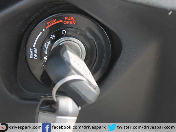 Hero Maestro Edge Review - Latest Specs, Price & Mileage - DriveSpark ...