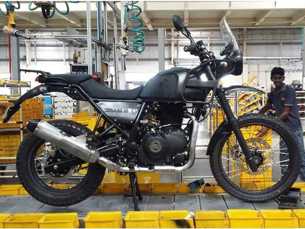 Spy Pictures: Royal Enfield Himalayan Motorcycle 400cc - DriveSpark News