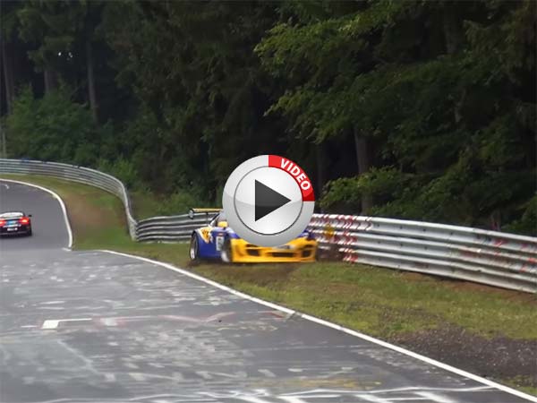 Video: Porsche 911 Nurburgring Crash Compilation - DriveSpark