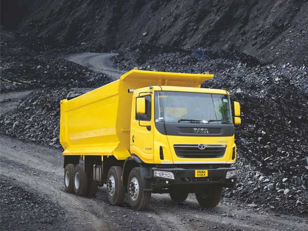 Tata Unveils Four New Construction Vehicles At 2015 EXCON - DriveSpark News