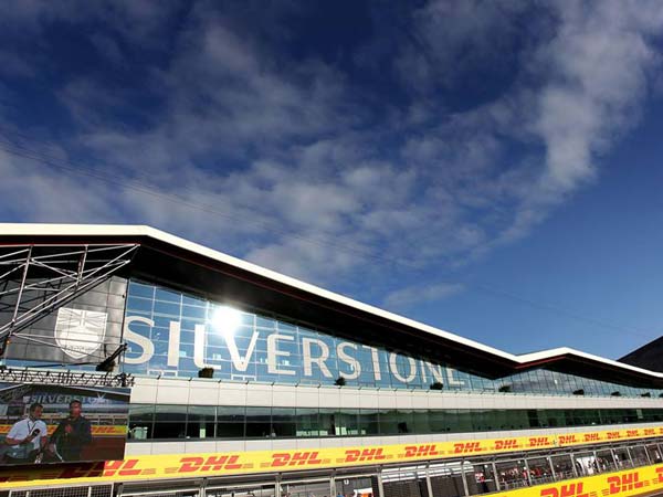 Jaguar Land Rover Preparing Bid To Buy Silverstone - DriveSpark News