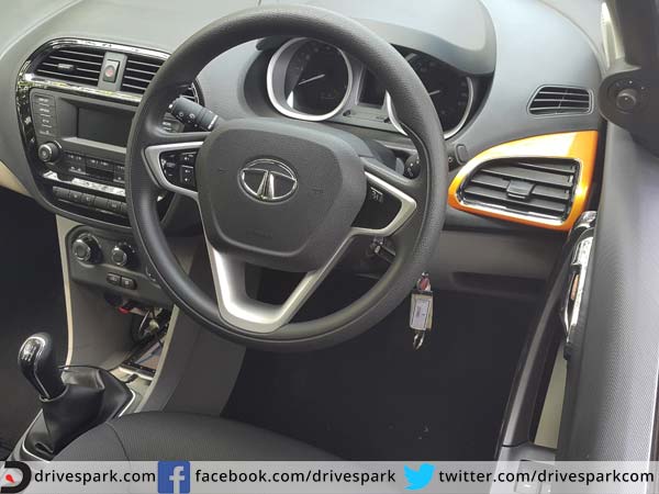Tata Tiago Review -- First Drive Impressions - DriveSpark Reviews