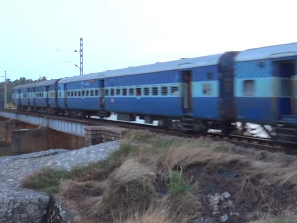 10 Interesting Facts About The Dibrugarh - Kanyakumari Vivek Express ...