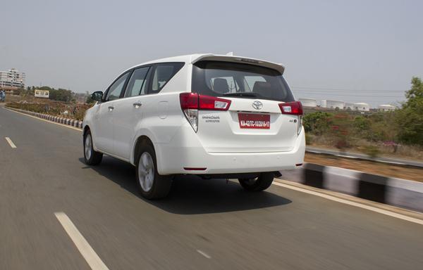 Toyota Innova Crysta Automatic Test Drive Review - DriveSpark Reviews