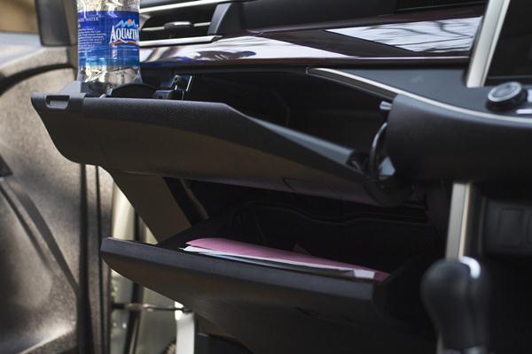 Toyota Innova Crysta Automatic Test Drive Review - DriveSpark Reviews