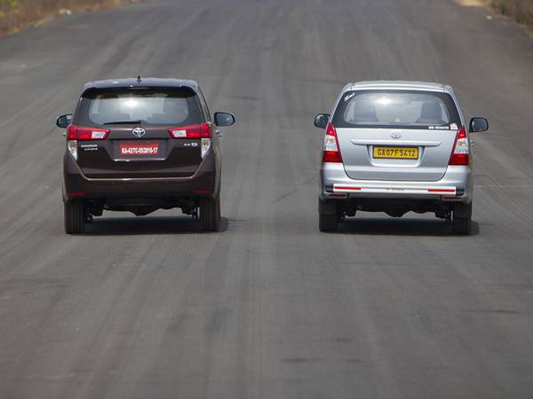 Toyota Innova Crysta Automatic Test Drive Review - DriveSpark Reviews