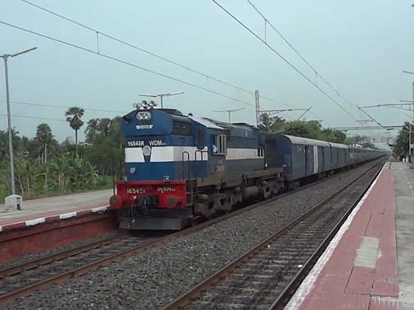 Top 10 Longest Railway Routes And Connecting Trains In India - DriveSpark