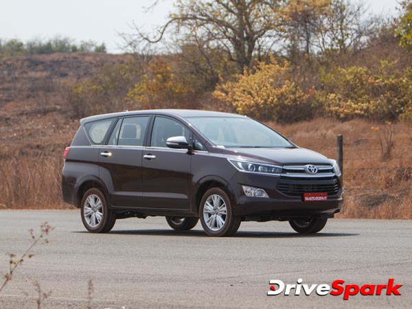 Toyota Innova Crysta Receives 15,000 Bookings In 10 Days - DriveSpark News