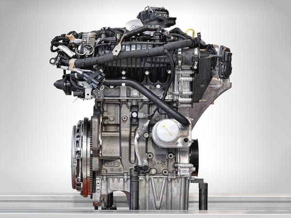 Ford EcoBoost Engine Wins 5th Engine Of The Year Award - DriveSpark News