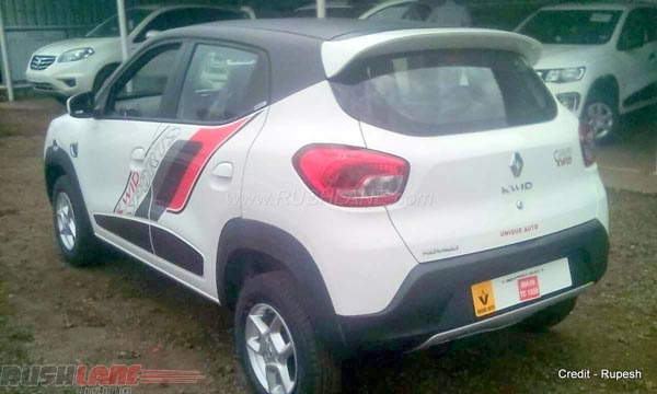 Renault Kwid ‘Sports’ Seen At A Maharashtra Dealership - DriveSpark News