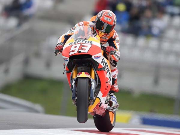 Marc Marquez Dislocates Shoulder Hospitalised For Evaluation ...