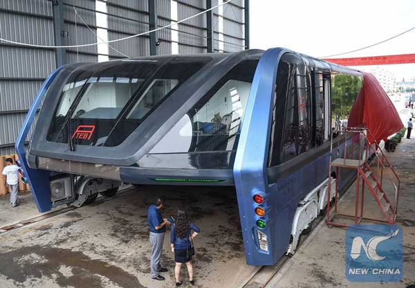 China Builds World's First Transit Elevated Bus - DriveSpark