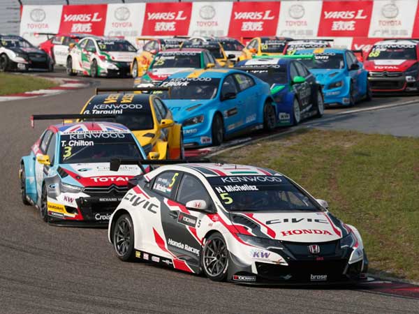 Volvo Races To Its First Victory In The World Touring Car Championship ...