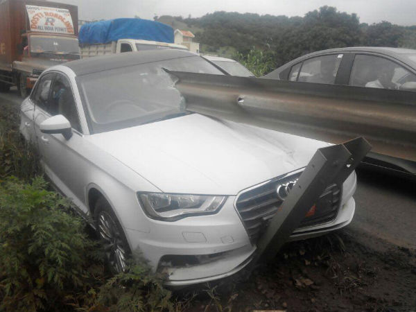 Audi A3 Crash On Mumbai-Pune Is A Bit hard To Take In - DriveSpark