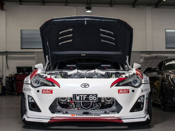 Meet The Toyota 86 With A 1000bhp Nissan GT-R Engine - DriveSpark News
