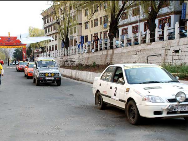 India-Bhutan Car Rally Flagged Off From Tawang - DriveSpark News