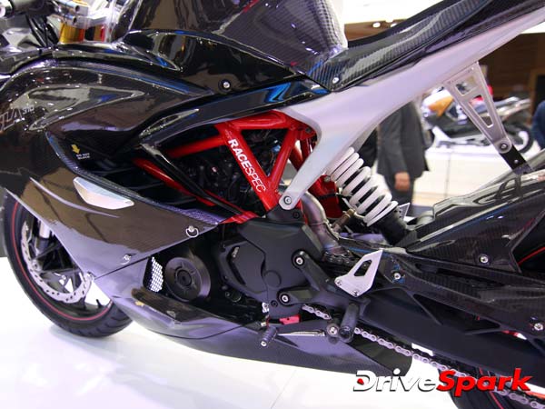 TVS Apache RTR 300 India Launch - DriveSpark News
